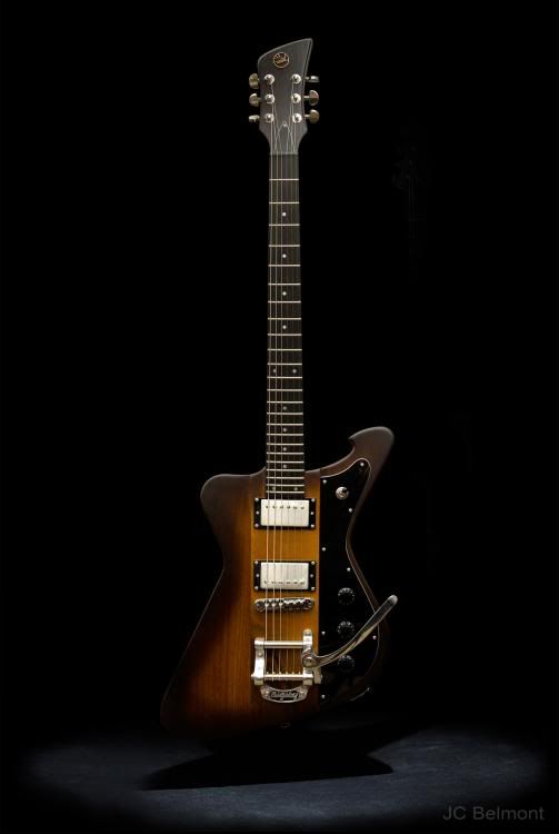 Any can identify this guitar ? - OffsetGuitars.com