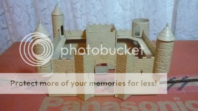 Benno's Figures Forum • Castle Airfix.